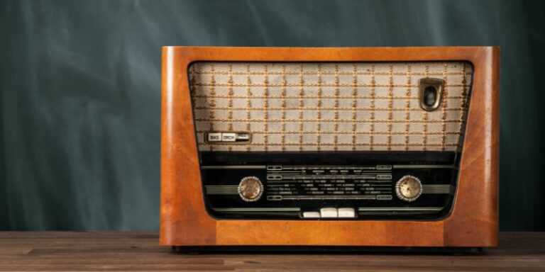 Os 7 Melhores Rádios em 2025: Altomex, Mondial e mais - Eu Escuto