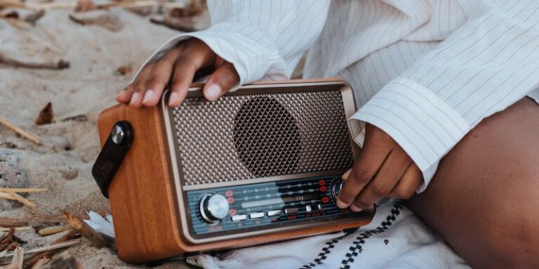 Os 7 Melhores Rádios em 2025: Altomex, Mondial e mais - Eu Escuto